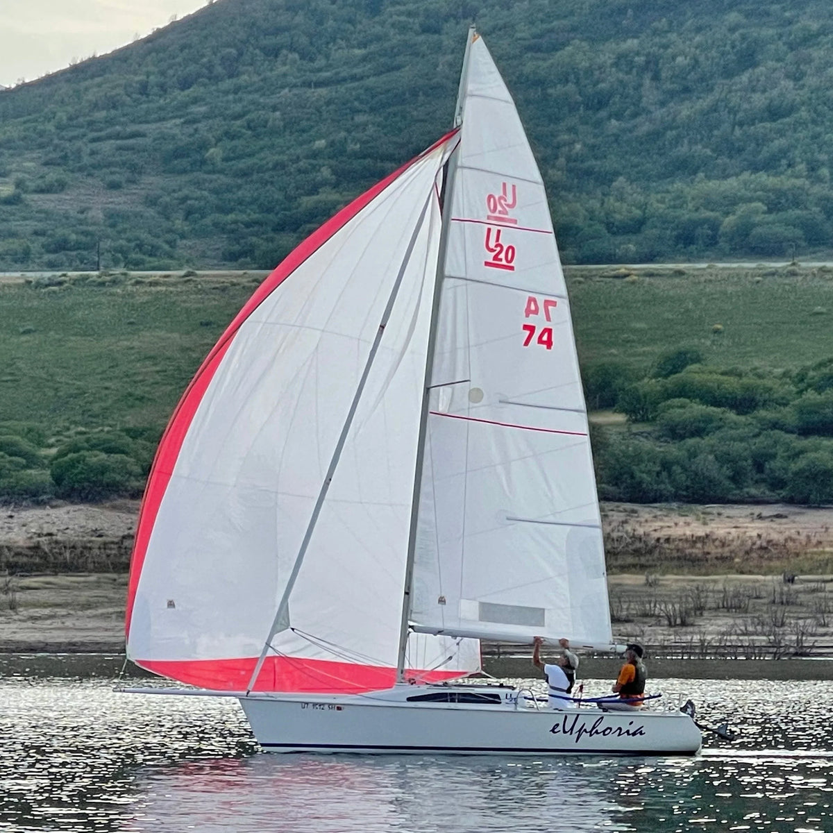 2025 Ultimate 20 Dry Storage – Sail PC